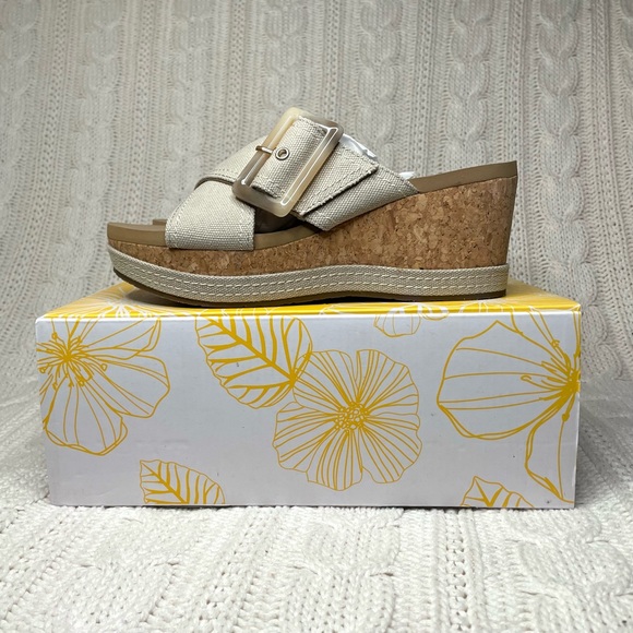 Yellow Box | Shoes | Yellow Box Adaline Platform Wedge Sandals In Taupe ...